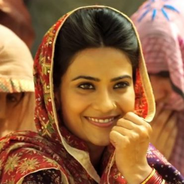 angrej-movie-punjabi-aditi-sharma-wallpaper-aditi-sharma-1412519797 ...